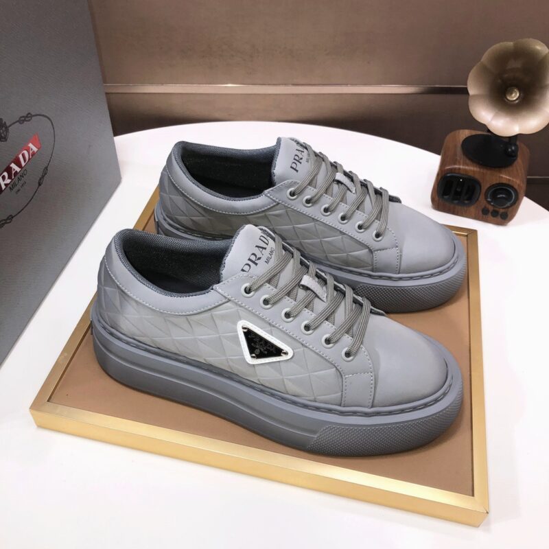 Sneaker New model – HAPPY SHOPPING